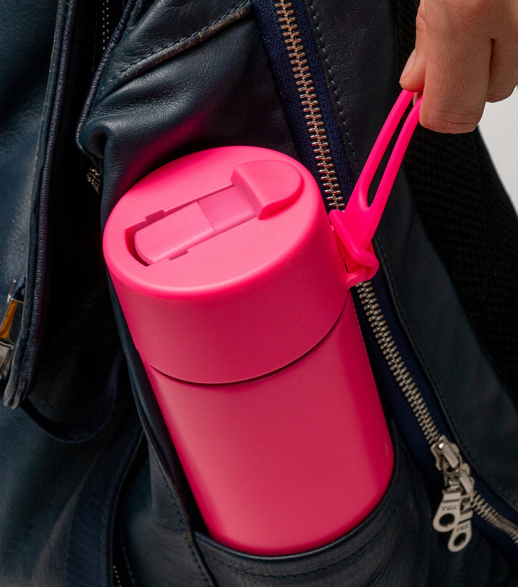Flip Straw Lid with Strap & Straw – frank green Australia Flip Straw Lid with Strap & Straw – frank green Australia